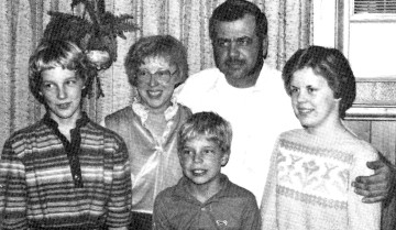 Jim and Judy Boysen and their children, Debra, Ted and Linette.