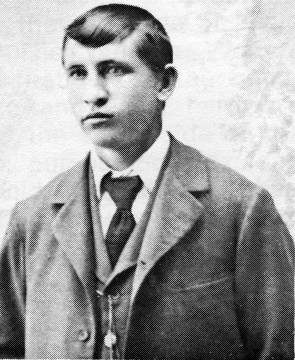 Frederick Koester was a carpenter around 1920 and among thebuildings he ...